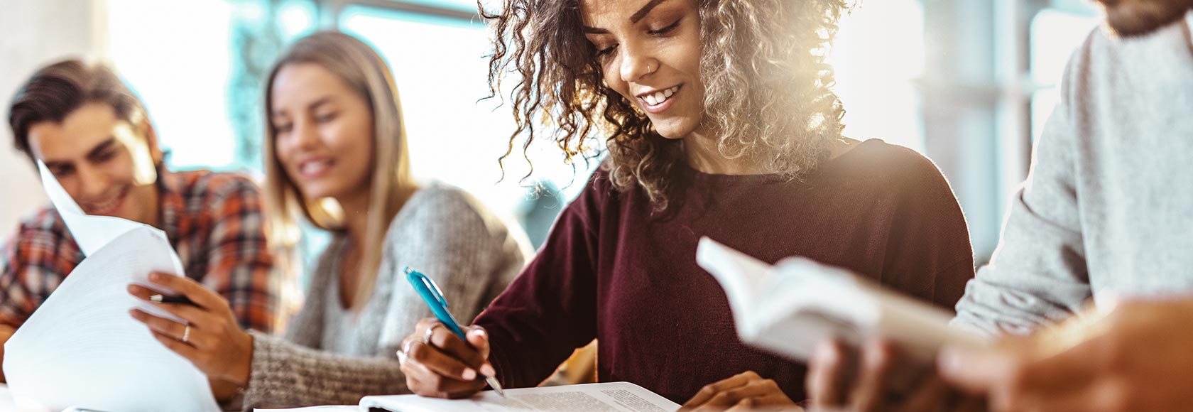 6 Tips to Save Money at University | Save Money As a Student | Parcel2Go